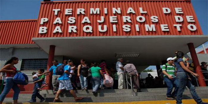 De Barquisimeto pa’ Caracas: travesía en dos caóticos terminales ...